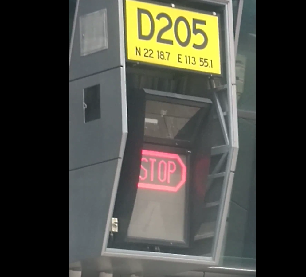 Aircraft Parking Techniques Explained - Travel Radar