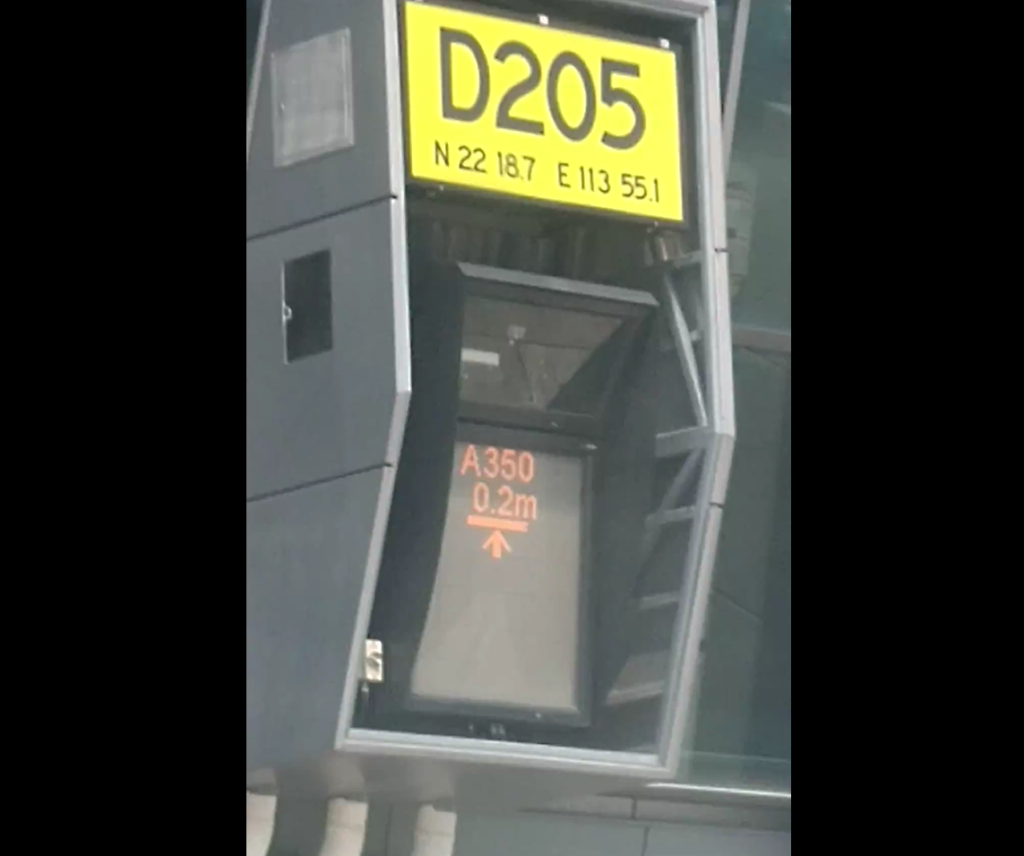 Aircraft Parking Techniques Explained - Travel Radar