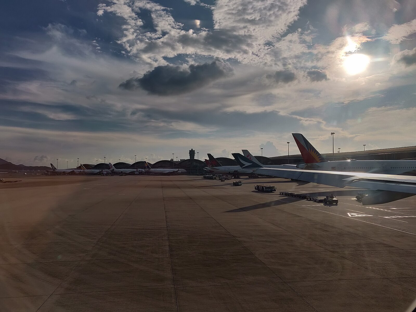 Flights Cancelled as Typhoon Hits Hong Kong - Travel Radar - Aviation News