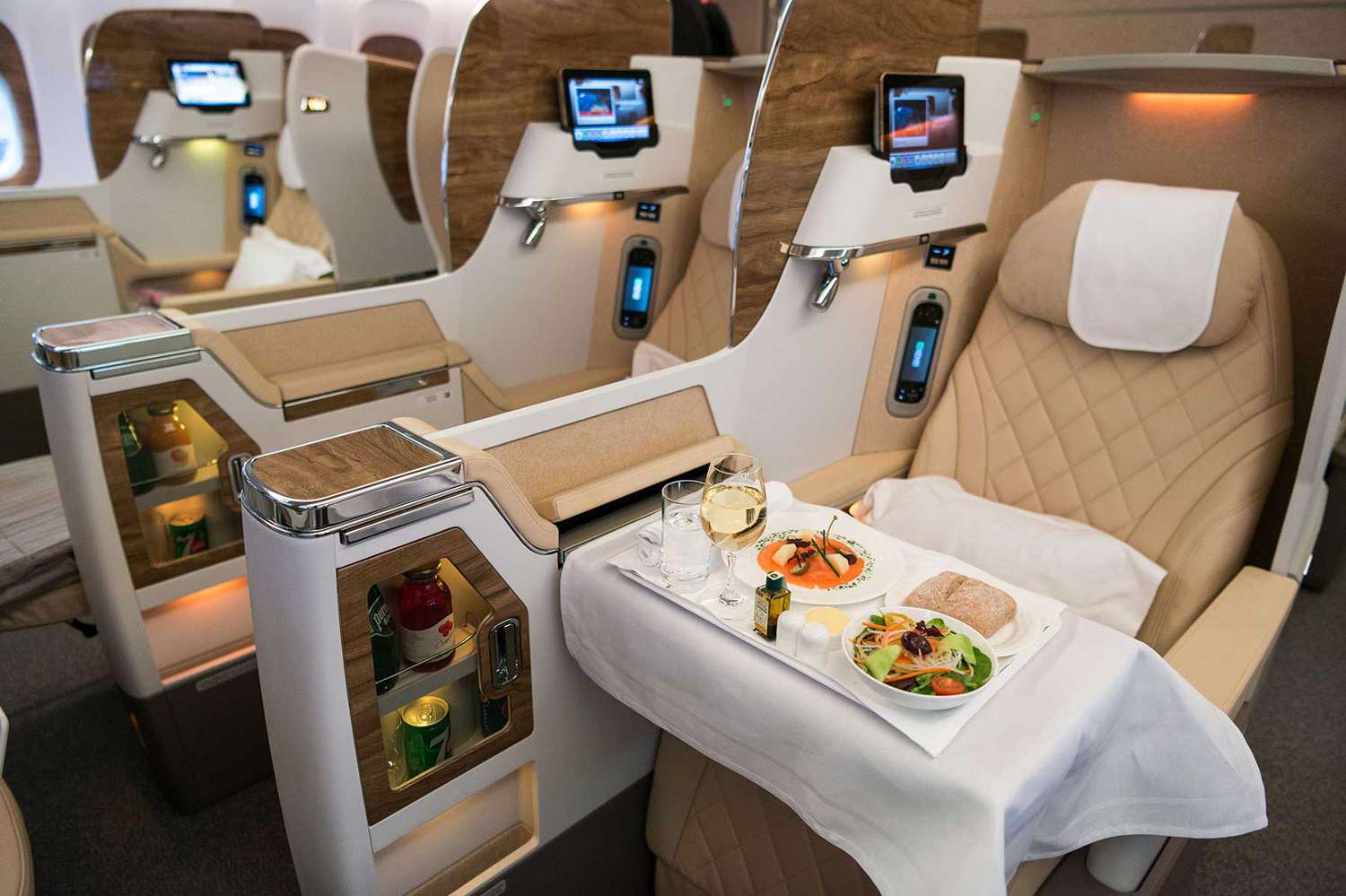 Features of First Class, Business Class, and Economy Class - Travel ...