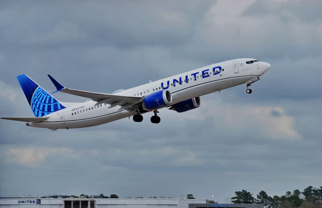 United Airlines flight diverted due to attempted cockpit breach ...